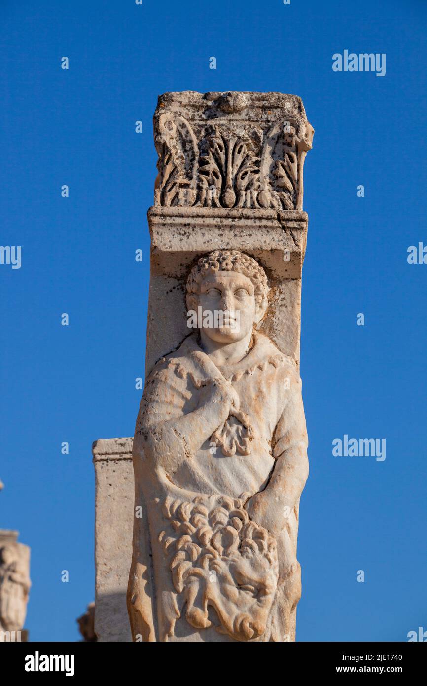 Ephesus turkey gate of hercules hi-res stock photography and images - Alamy
