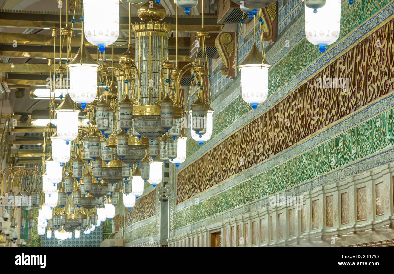 Al masjid an nabawi interior hi-res stock photography and images - Alamy