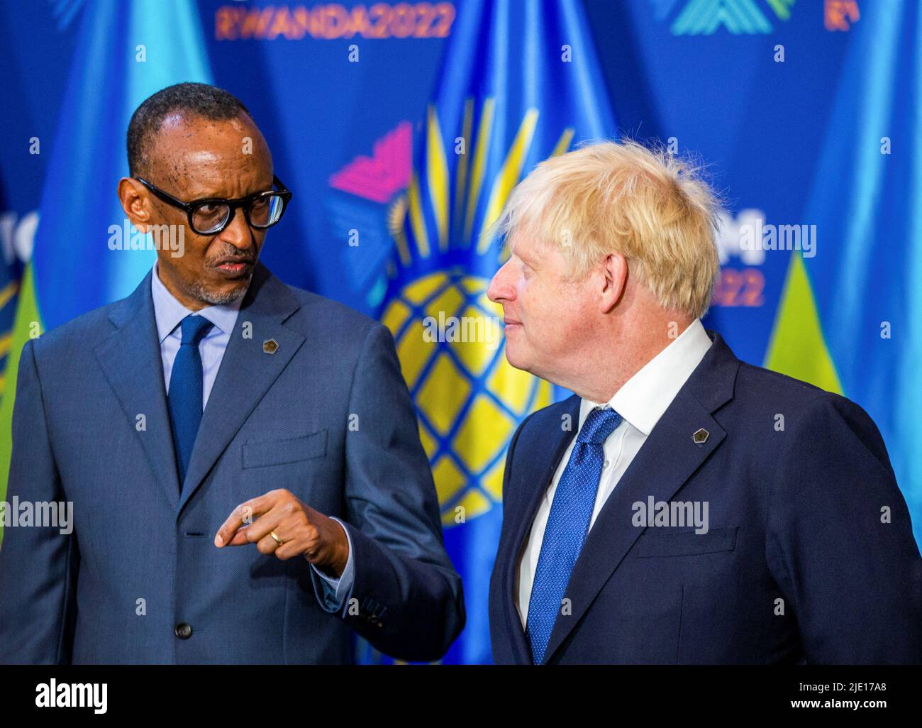 Boris johnson paul kagame hi-res stock photography and images - Alamy