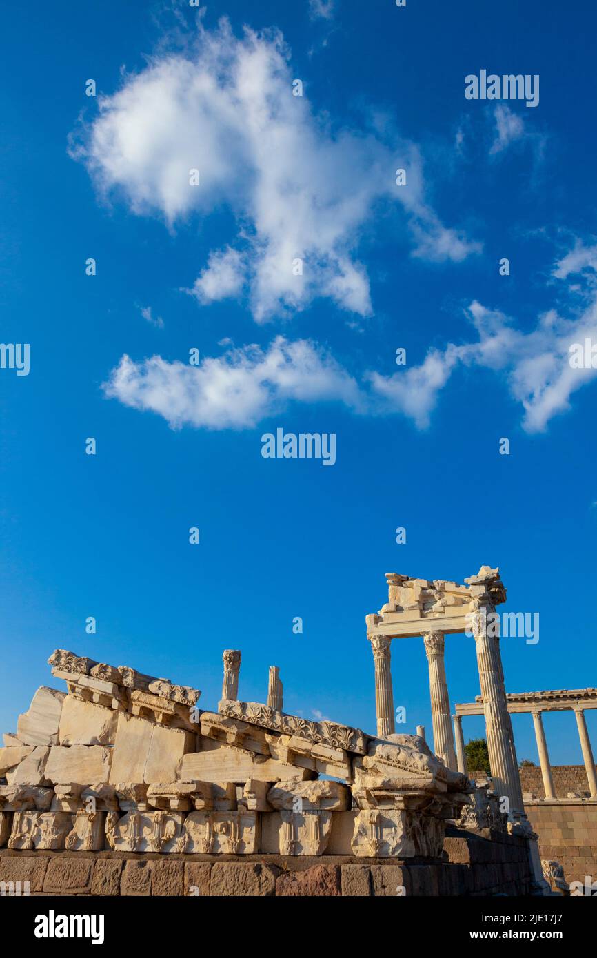 Temple of Trajan, Bergama (Pergamum), Turkey, Asia Stock Photo - Alamy
