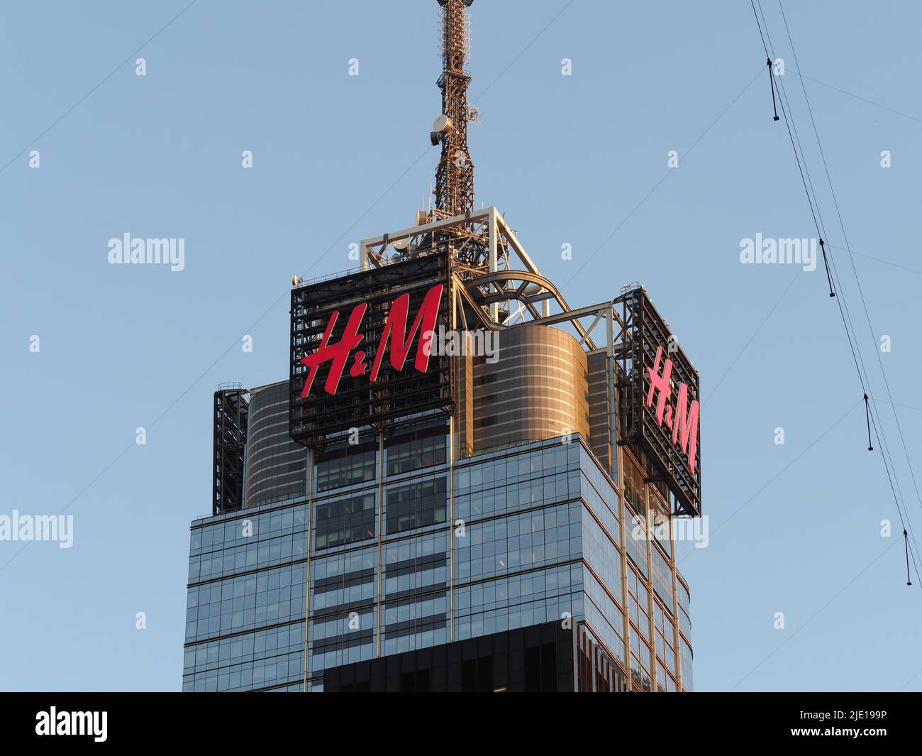 H&M logo on top of the 4 Times Square building Stock Photo - Alamy