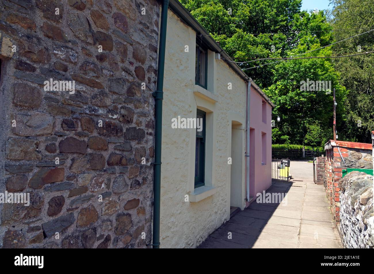 Rhyd y Car terrace, Saint Fagans museum, Cardiff Stock Photo - Alamy