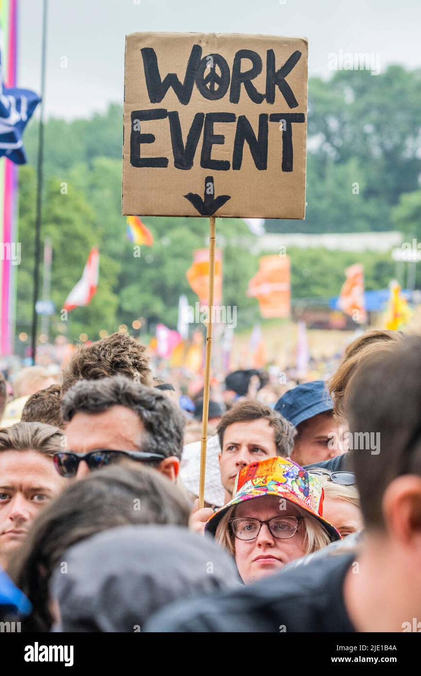 Glastonbury, UK. 24th June, 2022. This is a work event placard as Wet ...