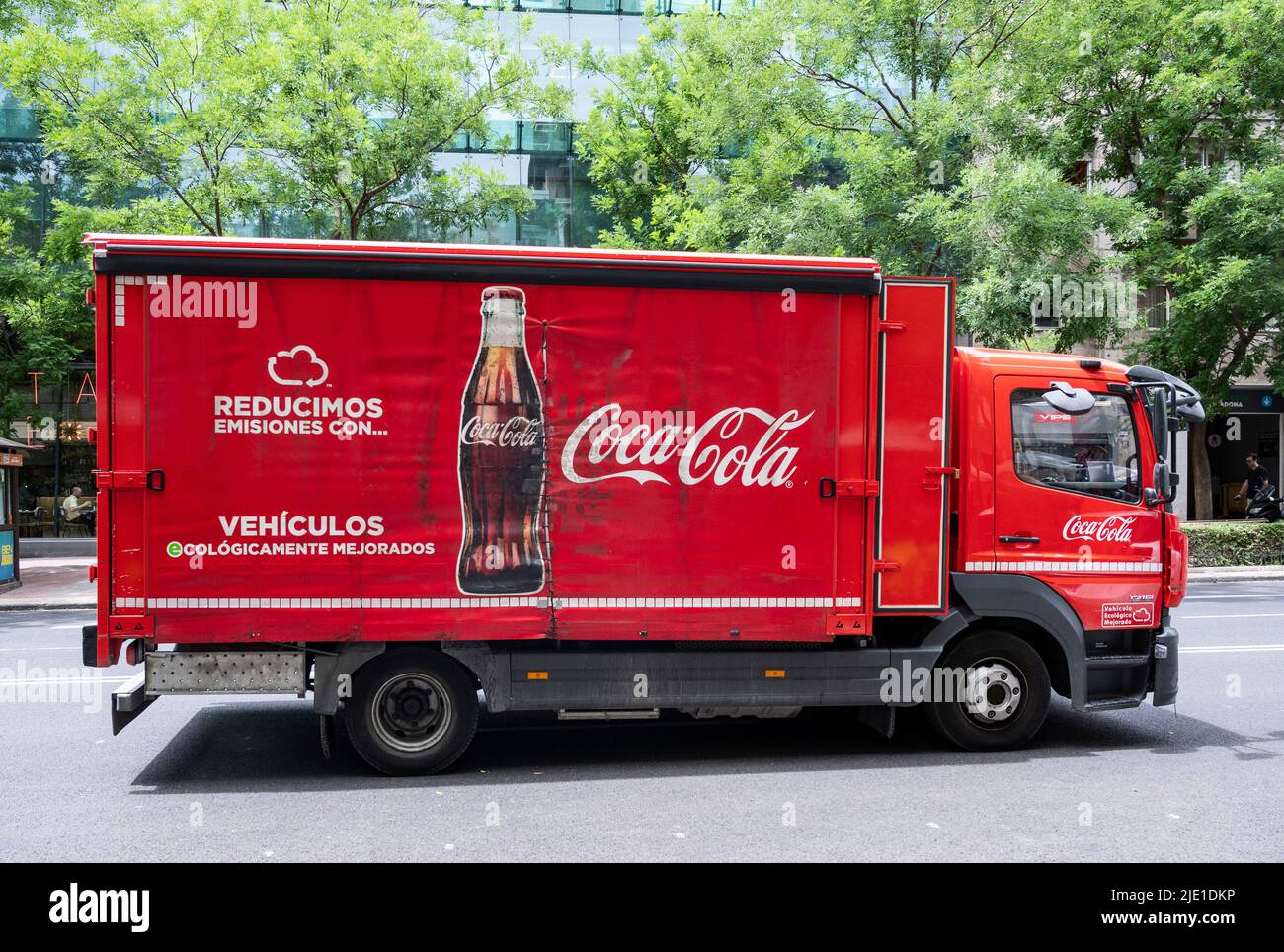 Coca cola delivery van hi-res stock photography and images - Alamy