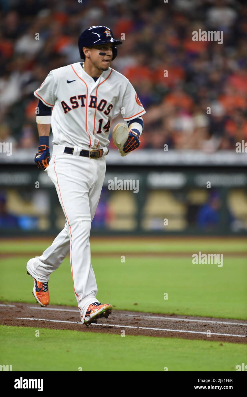 Houston Astros shortstop Mauricio Dubon (14) draws a walk in the bottom ...