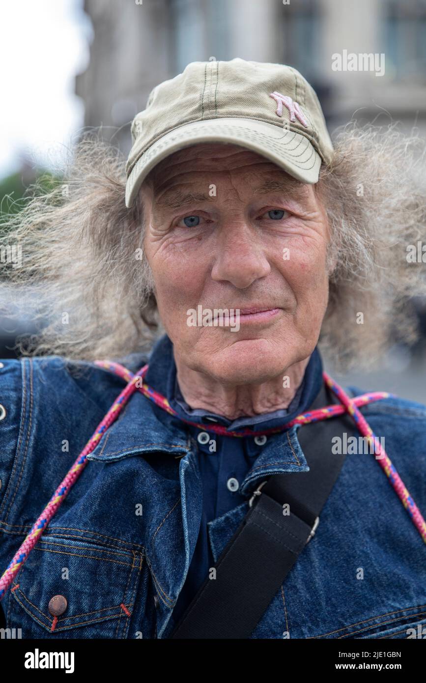 Robert unbranded hi-res stock photography and images - Alamy