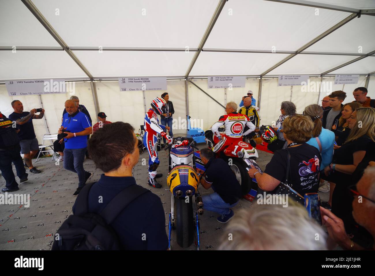 500 GP Legend Wayne Rainey was back on his Yamaha YZR at Goodwood ...