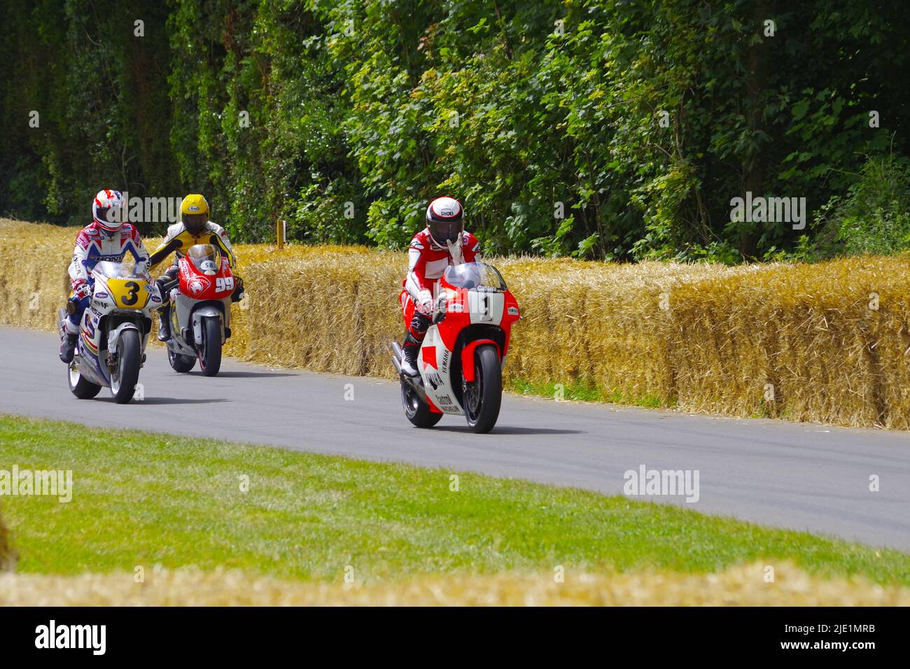 500 GP Legend Wayne Rainey was back on his Yamaha YZR at Goodwood ...