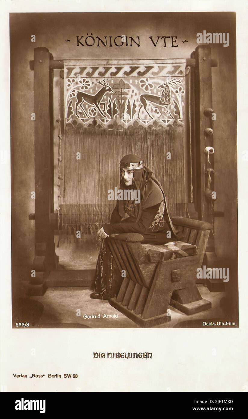 Die Nibelungen Gertrud Arnold as Queen Ute - German weimar era cinema ...