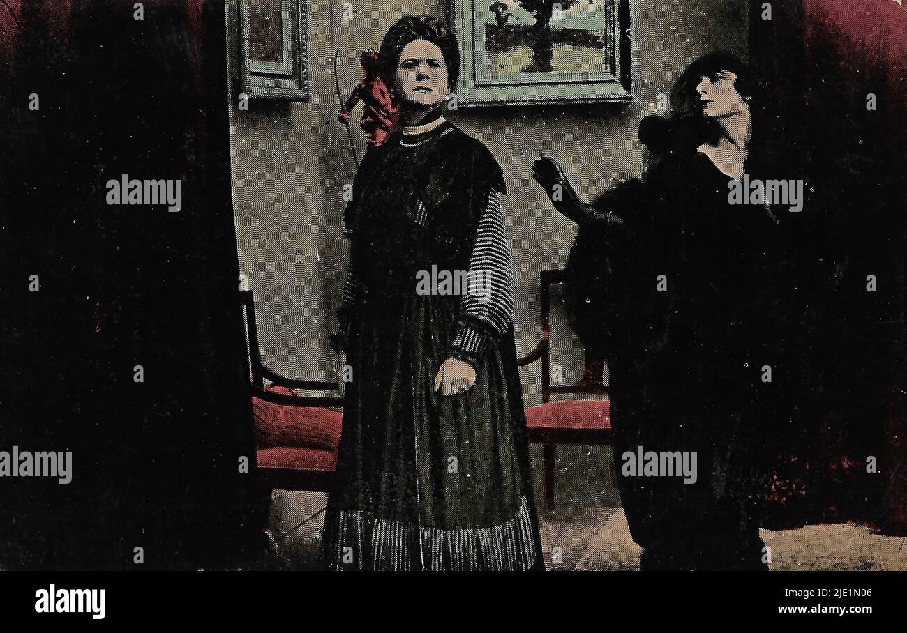 Frou-Frou (1918) 017 - Italian silent movie Stock Photo - Alamy