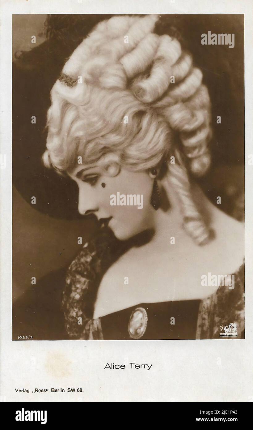 Portrait of Alice Terry in Scaramouche (1923) 001 - Hollywood silent ...