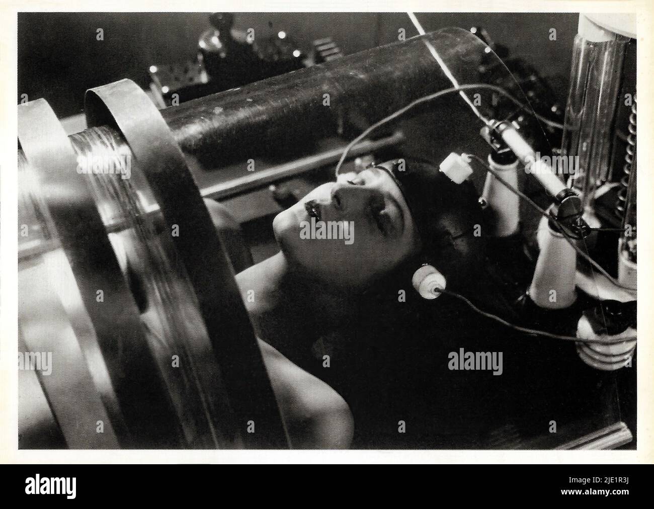 Portrait of Brigitte Helm in Metropolis (1927) 001 - German weimar era ...