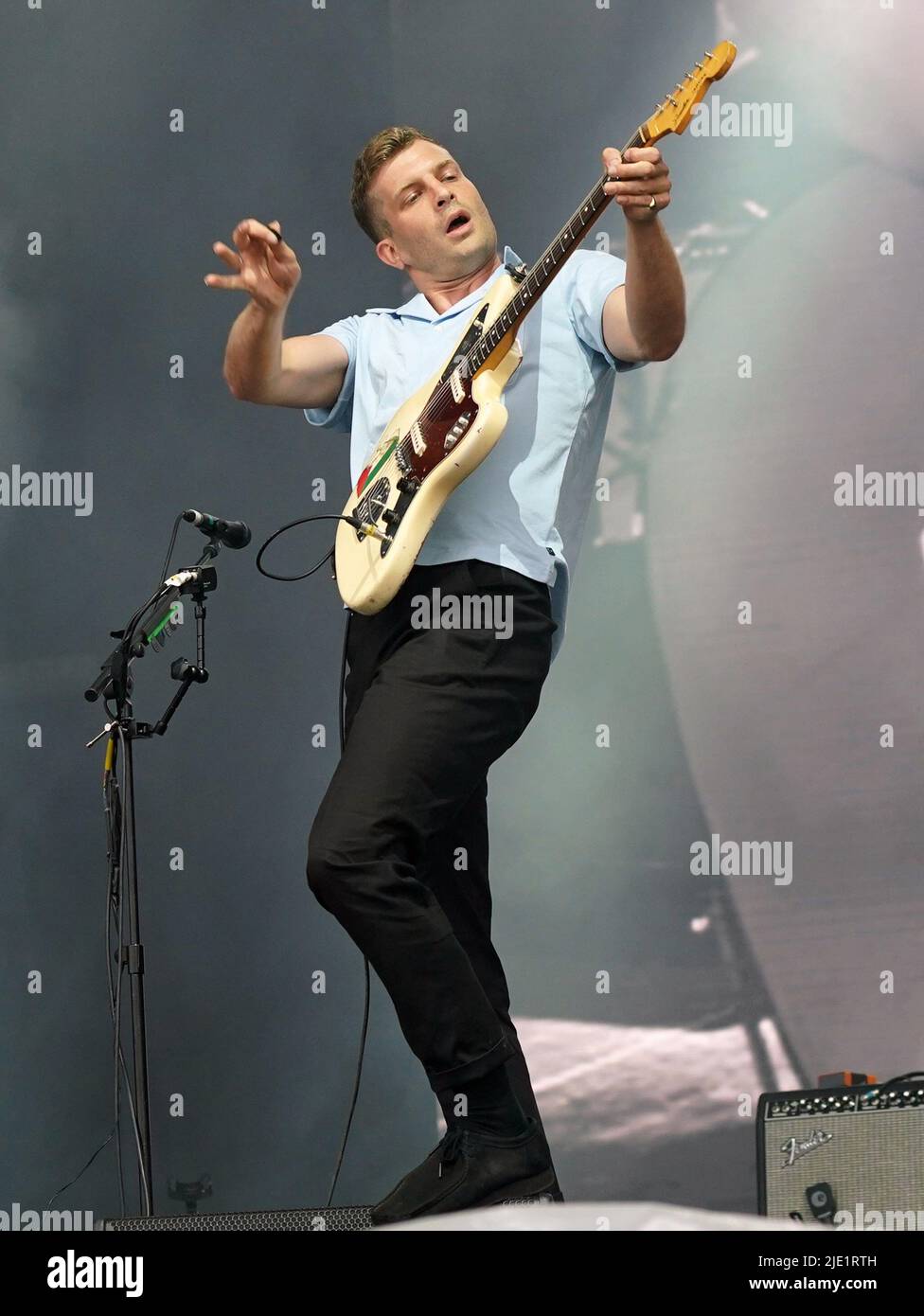 Joff Oddie of Wolf Alice performing on the Pyramid Stage during the ...
