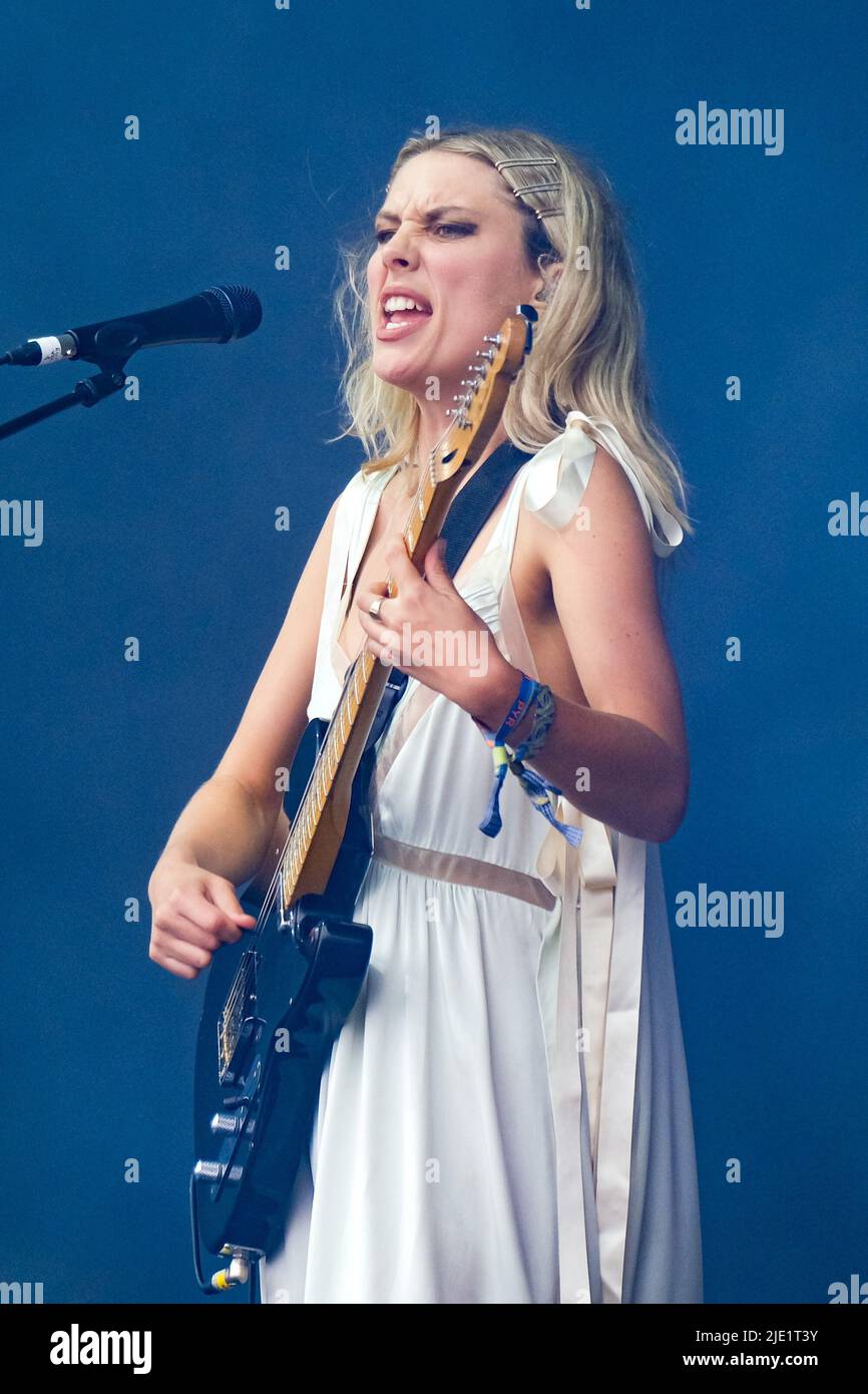 Ellie rowsell 2022 hi-res stock photography and images - Alamy