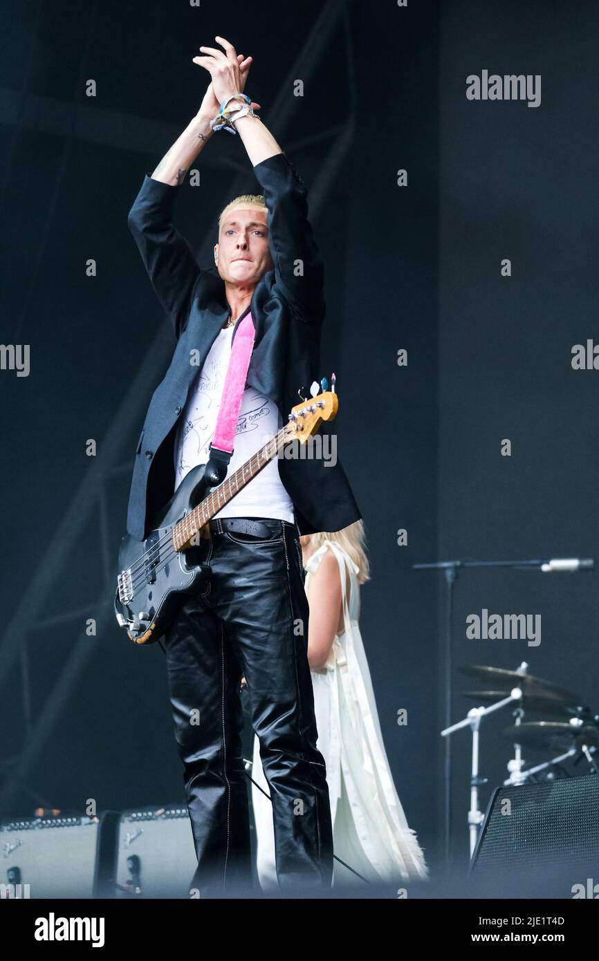 Glastonbury, UK. 24th June, 2022. UK. Friday, Jun. 24, 2022. Theo Ellis ...