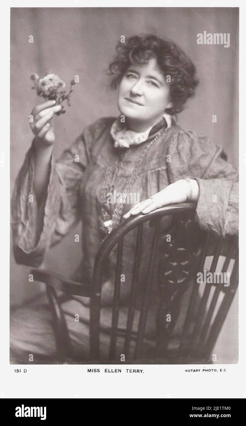 Portrait of Ellen Terry 001 - British stage star of the Victorian and ...