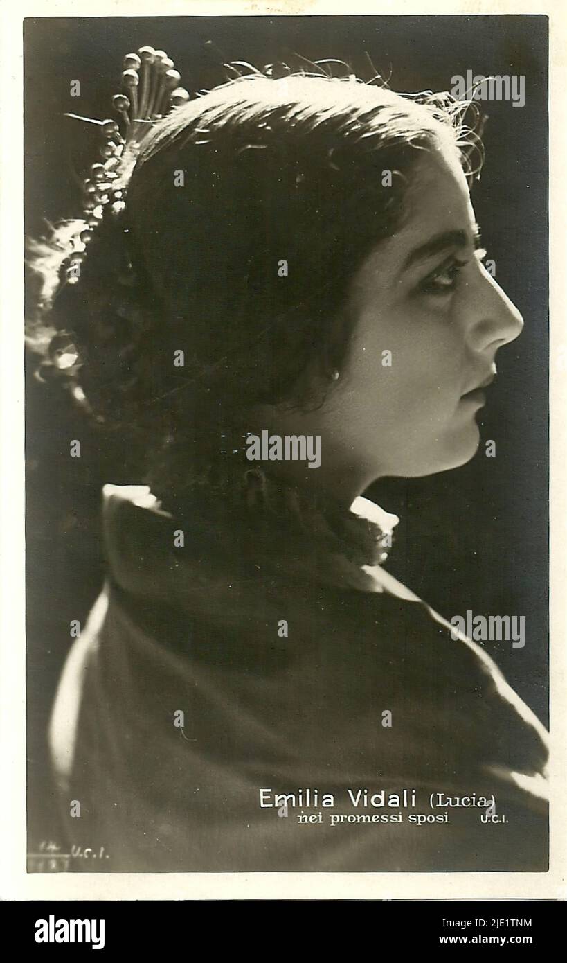 Portrait of Emilia Vidali in I promessi sposi (1922) - Italian silent ...