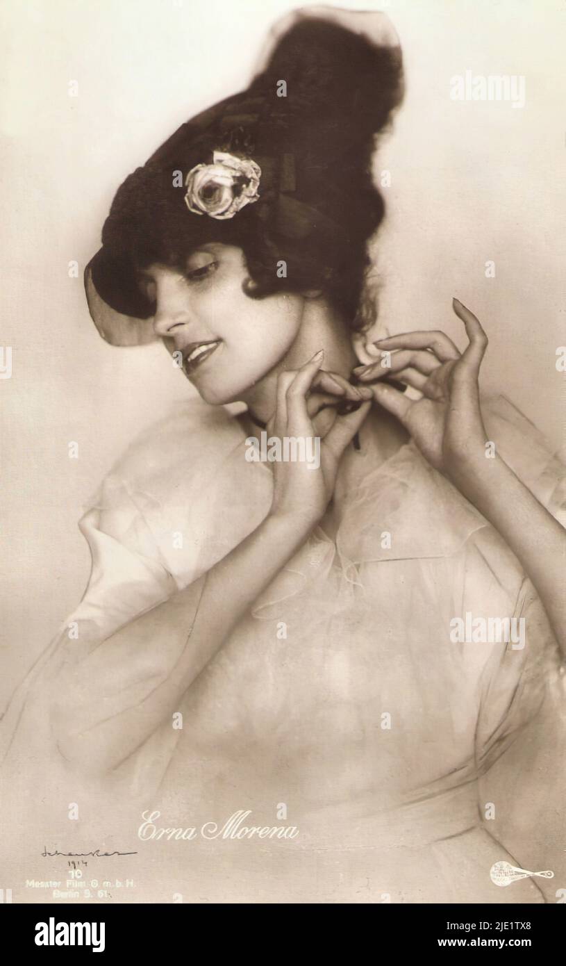 Portrait of Erna Morena 001 - German weimar era cinema (1918 - 1935 Stock Photo - Alamy