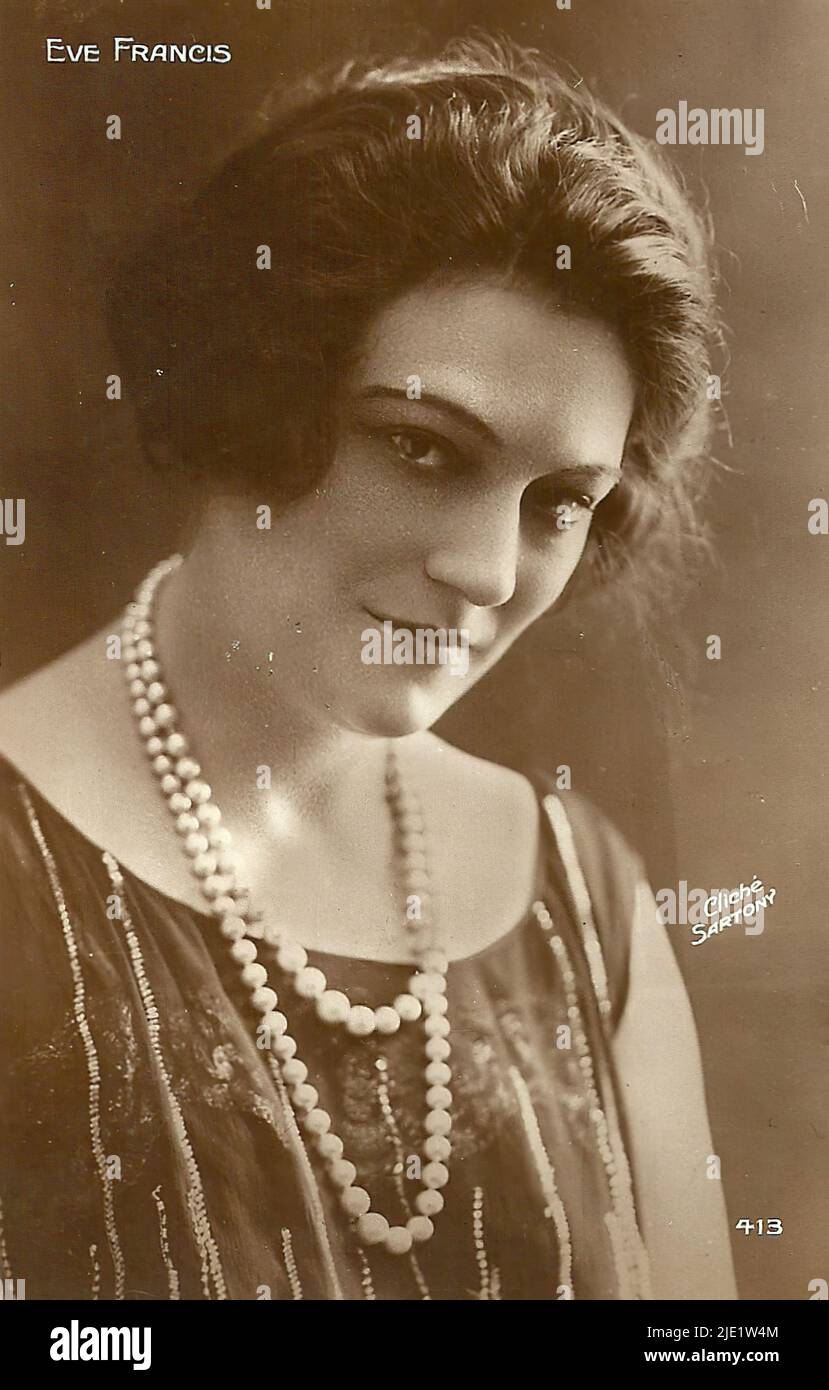 Portrait of Eve Francis - French silent cinema era Stock Photo - Alamy