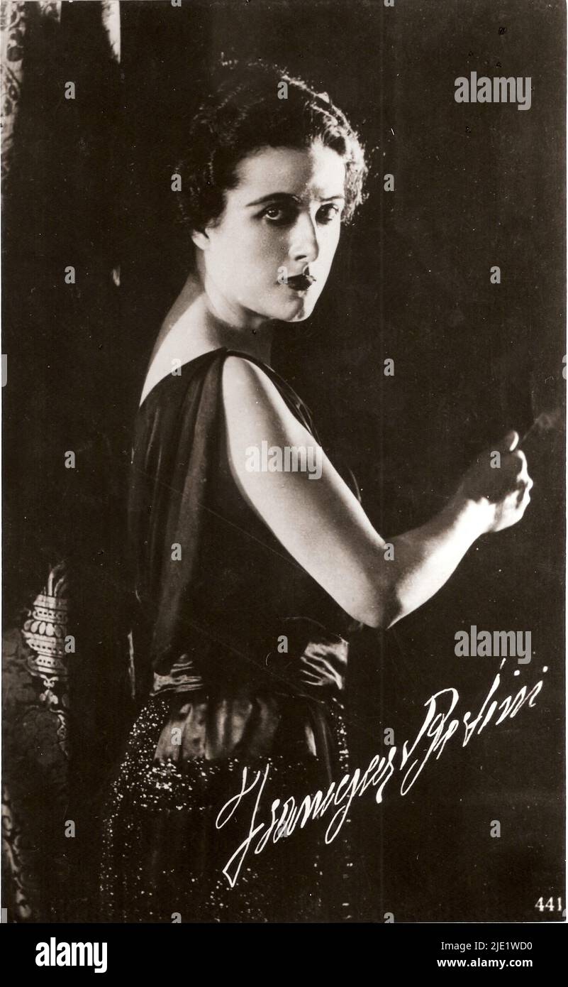 Portrait of Francesca Bertini 004 - Italian silent cinema era actress ...