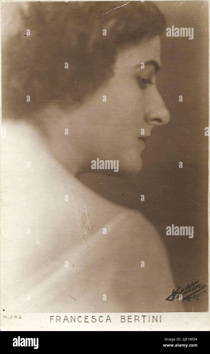 Portrait of Francesca Bertini 009 - Italian silent cinema era actress ...