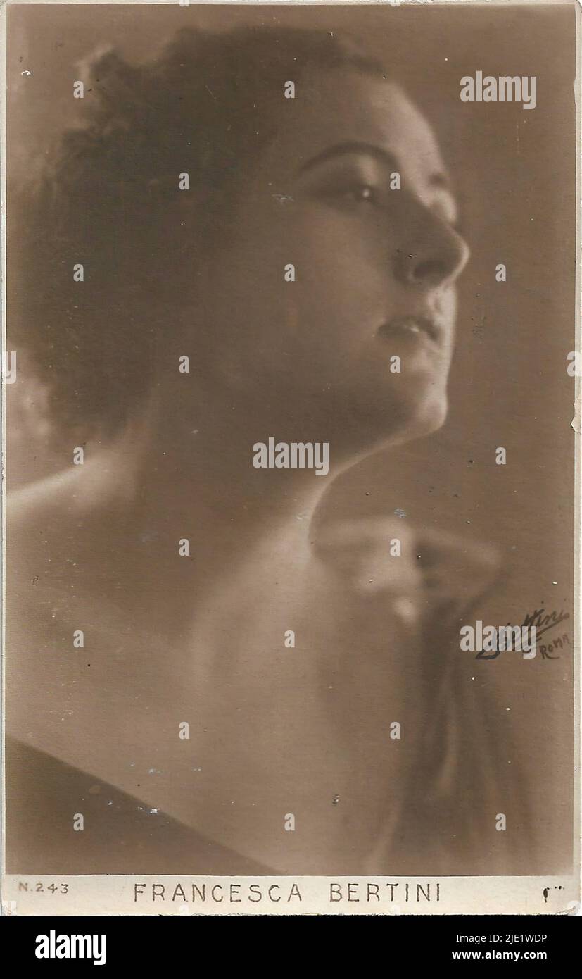 Portrait of Francesca Bertini 020 - Italian silent movie era Stock ...