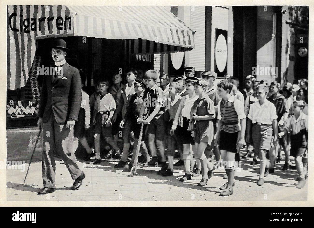 Portrait of Fritz Rasp in Emil und die Detektive (1931) - German weimar era cinema (1918 - 1935 ...