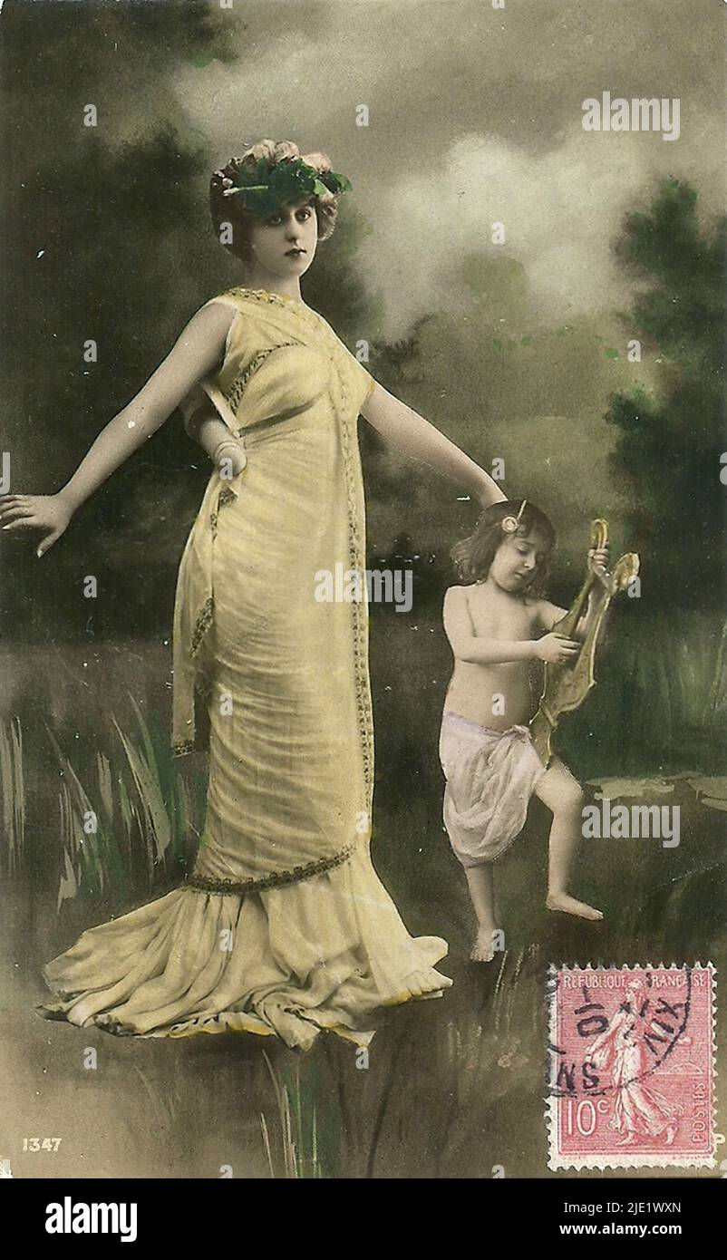 Portrait of Gabrielle Robinne 002 - French theatre classic era Stock ...