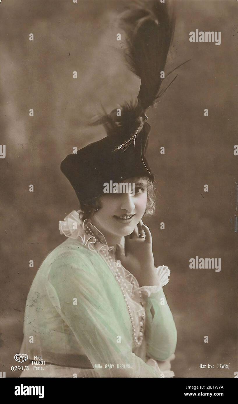 Portrait of Gaby Deslys 002 - French theatre classic era Stock Photo - Alamy