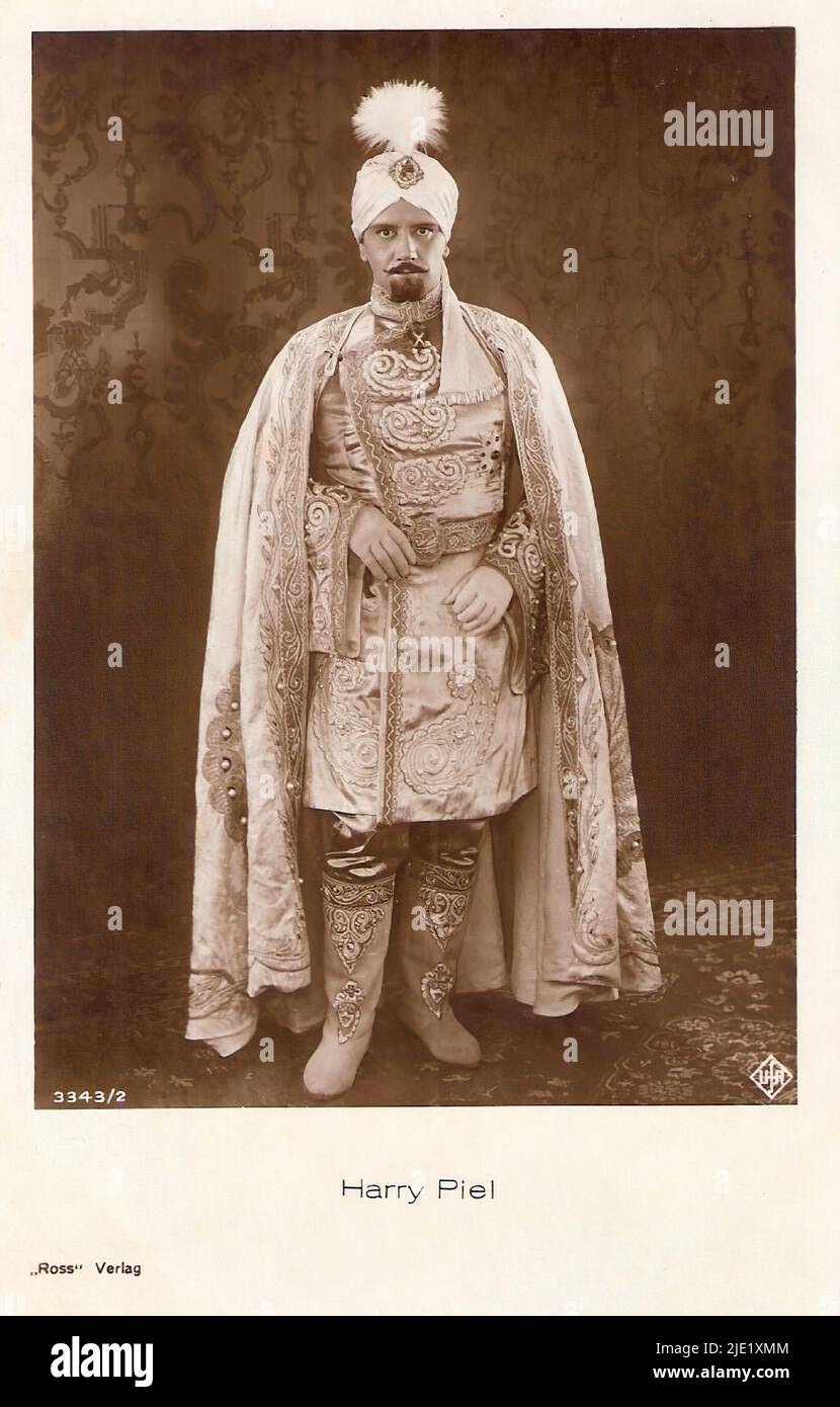 Portrait of Harry Piel 002 - German weimar era cinema (1918 - 1935 ...