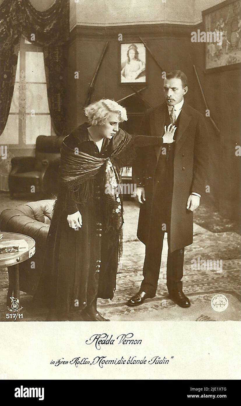 Portrait of Hedda Vernon in Noemi, die blonde Jüdin 001 - German weimar ...