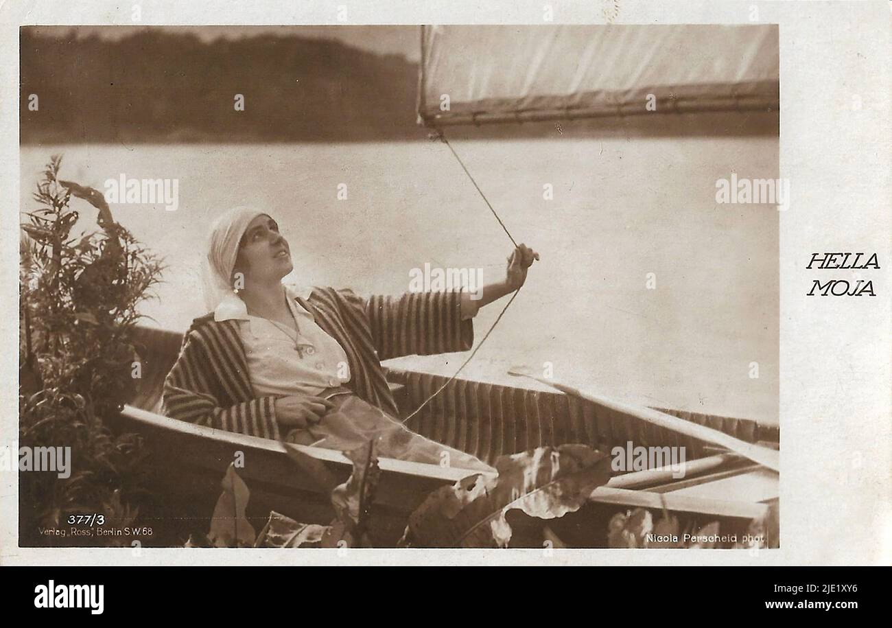 Portrait of Hella Moja 005 - German weimar era cinema (1918 - 1935 Stock Photo - Alamy