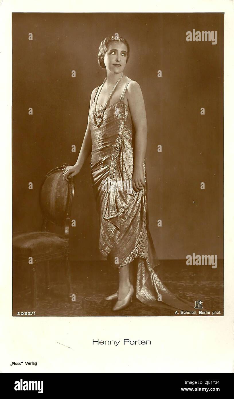 Portrait of Henny Porten 007 - German weimar era cinema (1918 - 1935 Stock Photo - Alamy