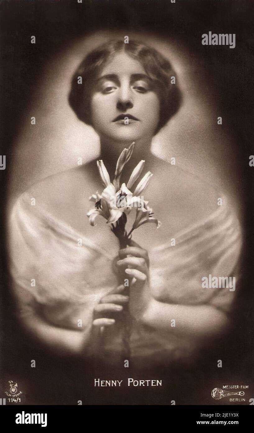 Portrait of Henny Porten 007 - German wihelminian era cinema (1895 - 1918 Stock Photo - Alamy