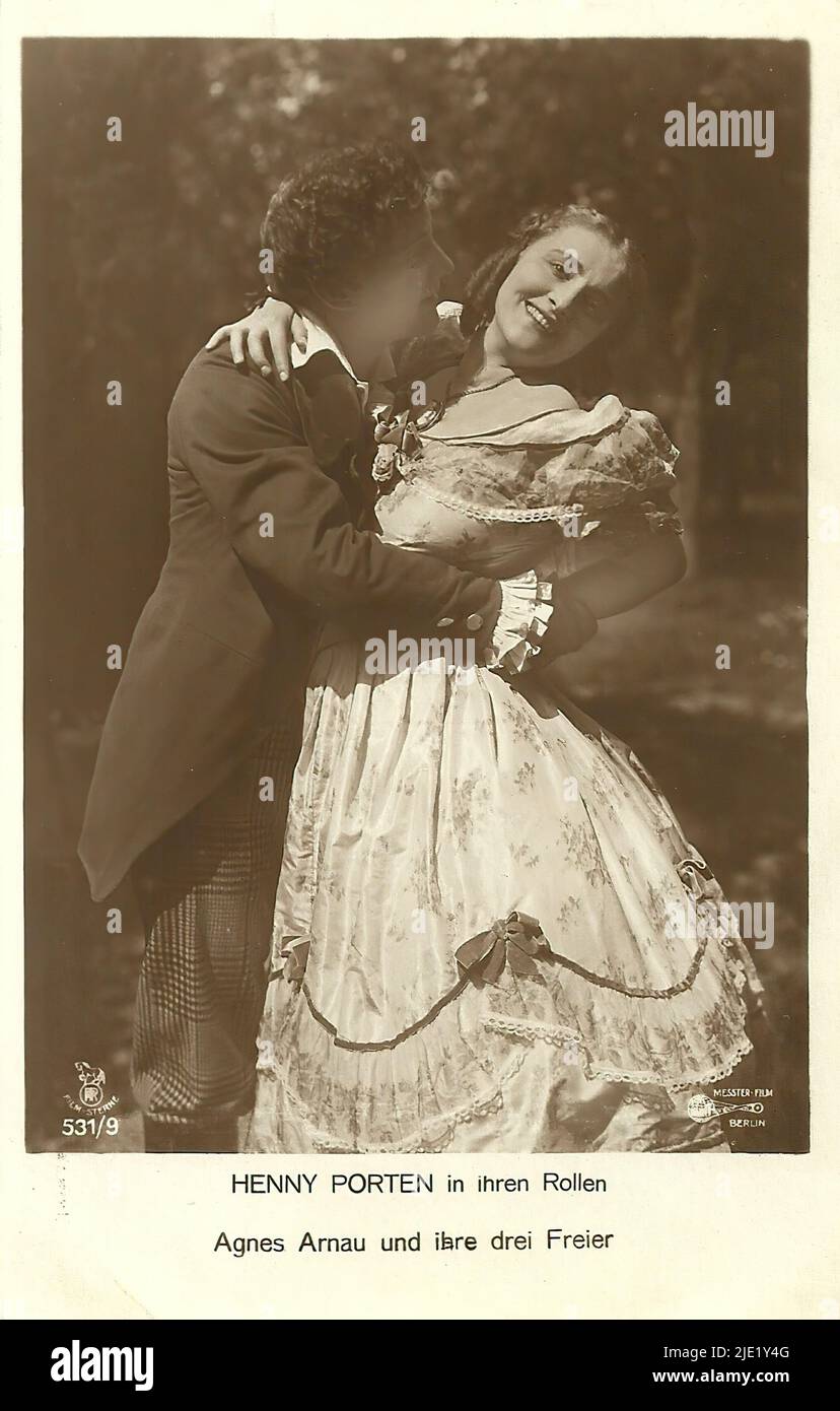 Portrait of Henny Porten in Agnes Arnau und ihre drei Freier (1918) - German weimar era cinema ...