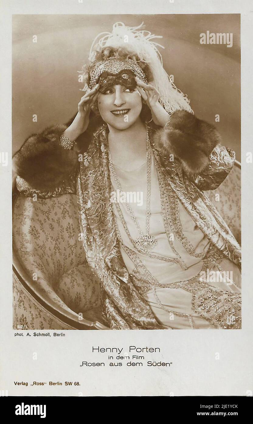 Portrait of Henny Porten in Rosen aus dem Süden (1926) - German weimar era cinema (1918 - 1935 ...