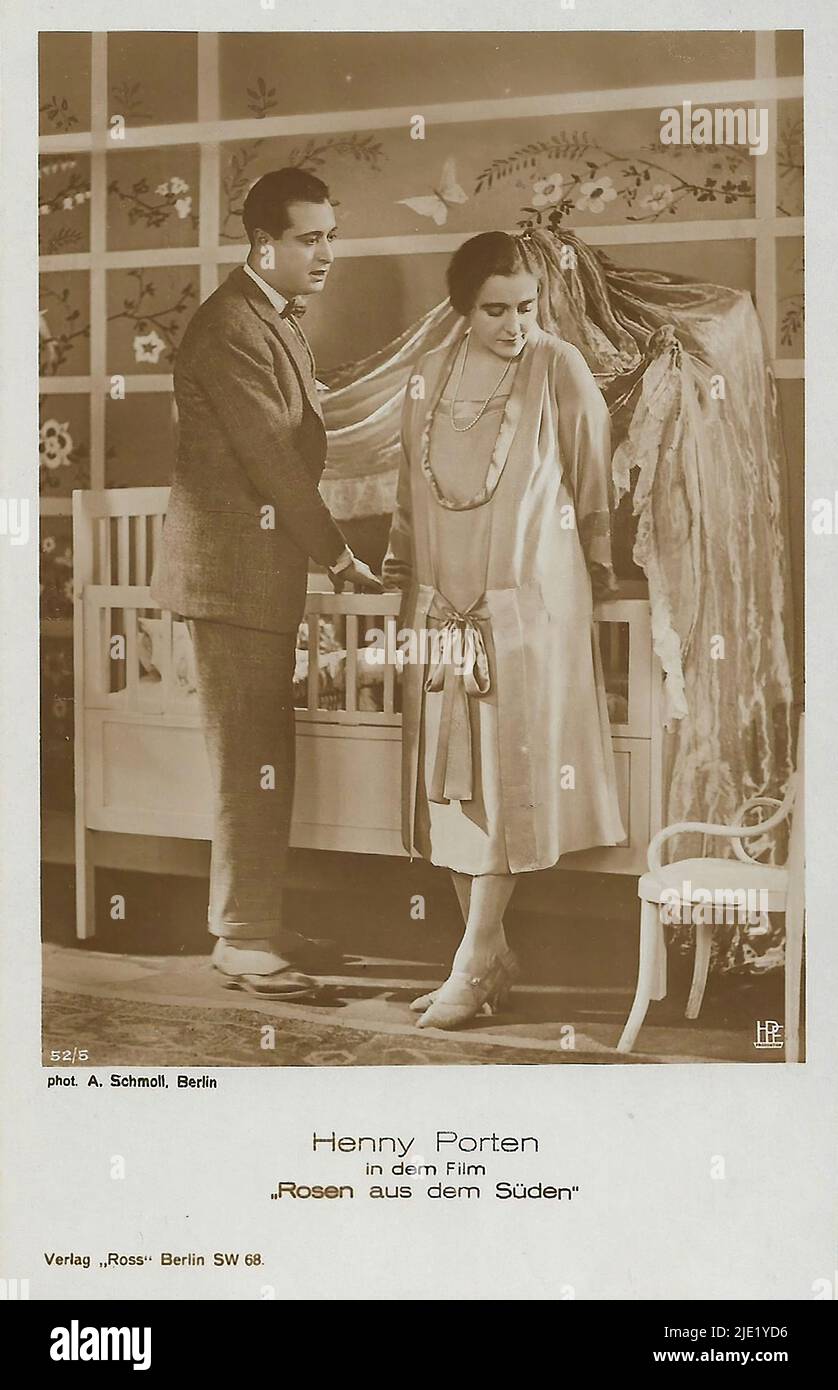 Portrait of Henny Porten in Rosen aus dem Süden (1926) 004 - German weimar era cinema (1918 ...