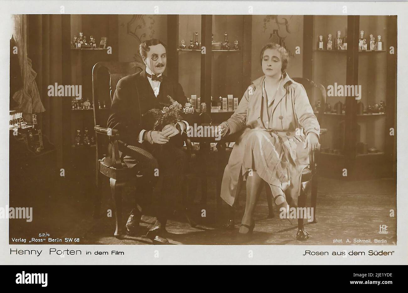 Portrait of Henny Porten in Rosen aus dem Süden (1926) 003 - German weimar era cinema (1918 ...