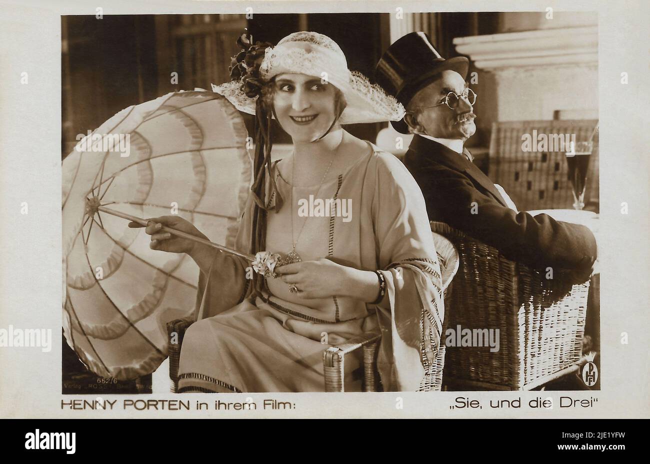 Portrait of Henny Porten in Sie und die Drei (1922) 004 - German weimar era cinema (1918 - 1935 ...