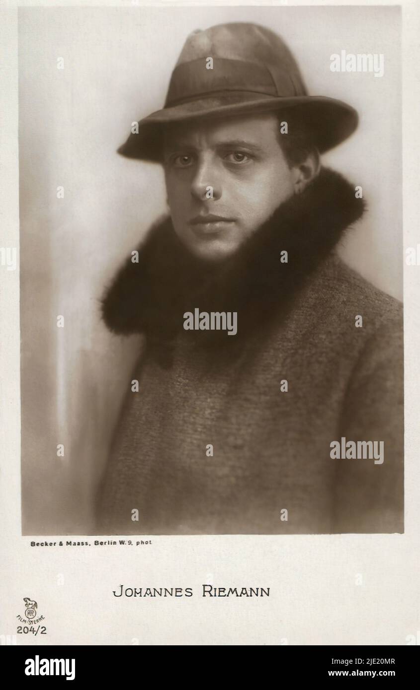 Portrait of Johannes Riemann 003 - German weimar era cinema (1918 ...