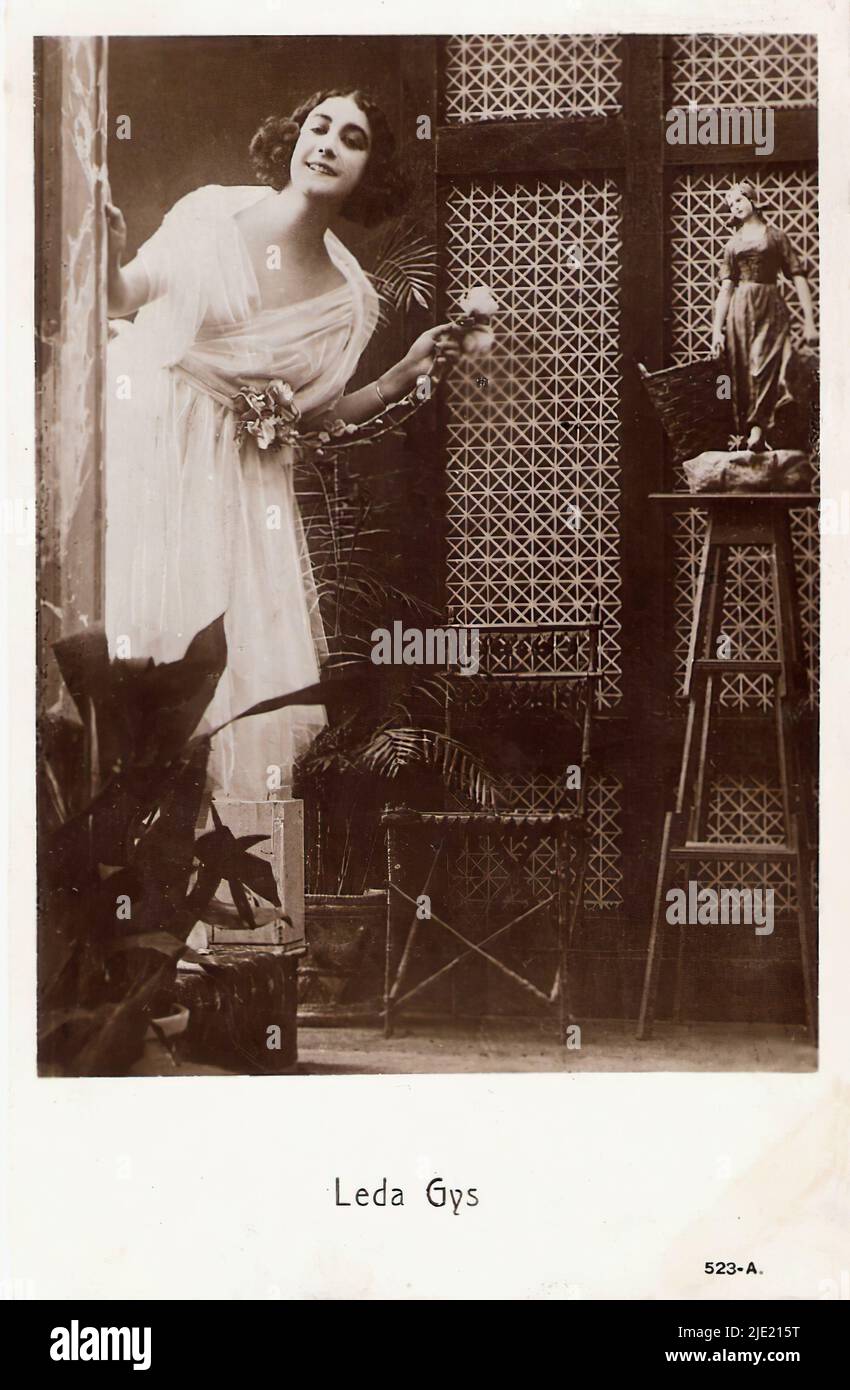 Portrait of Leda Gys - Italian silent movie Stock Photo - Alamy