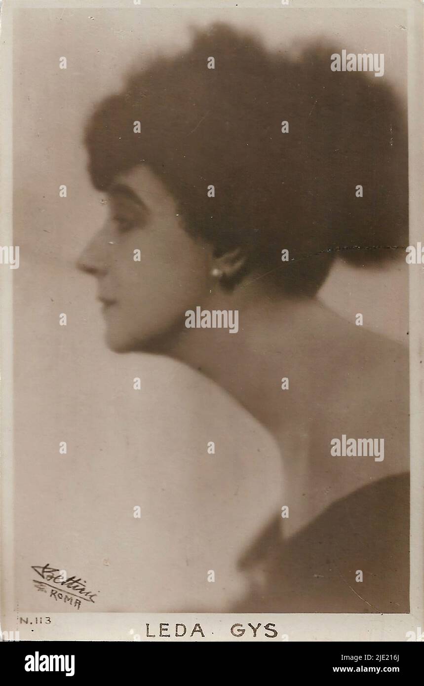 Portrait of Leda Gys 004 - Italian silent movie era Stock Photo - Alamy