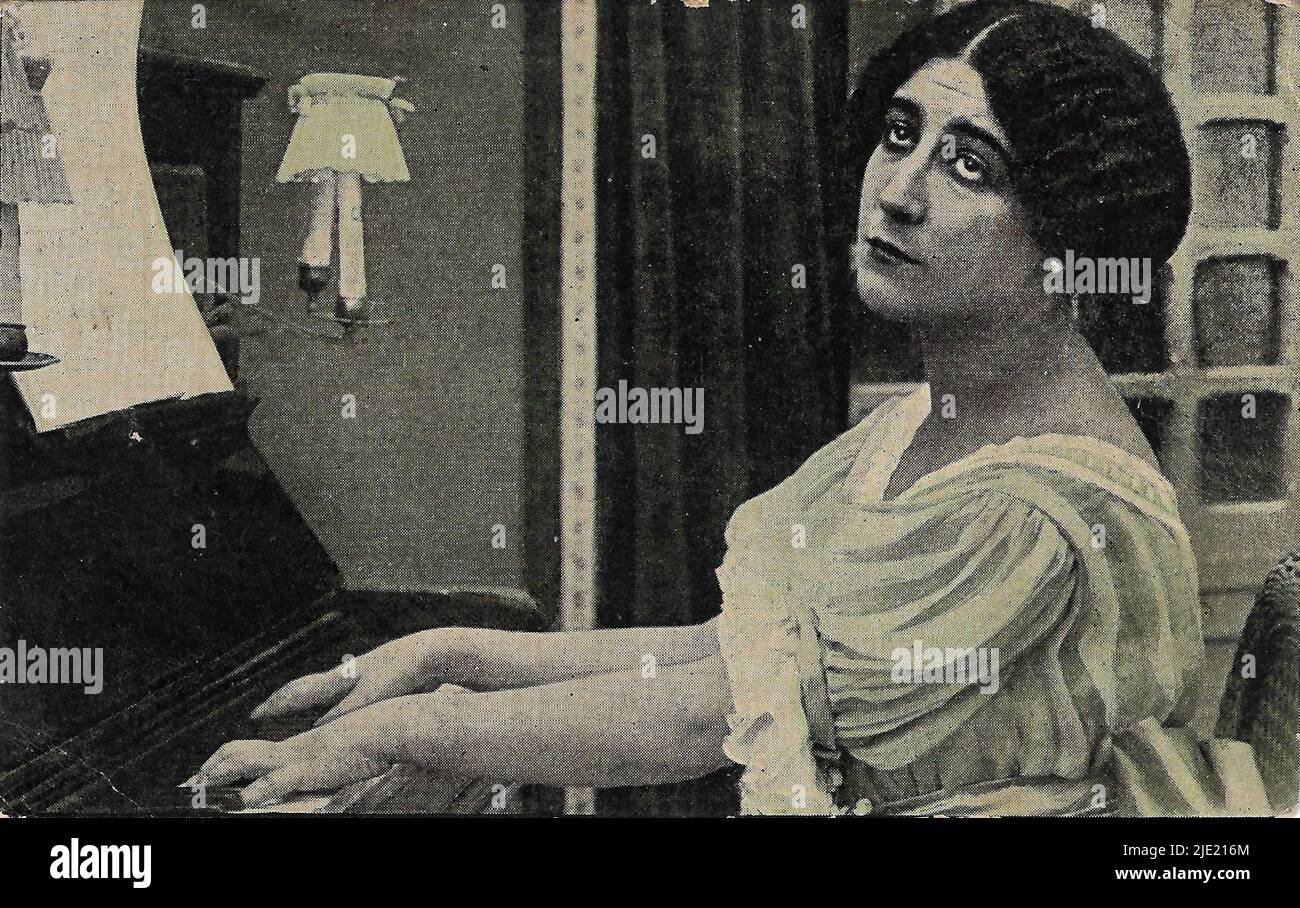 Portrait of Leda Gys in Fernanda 001 - Italian silent movie era Stock ...