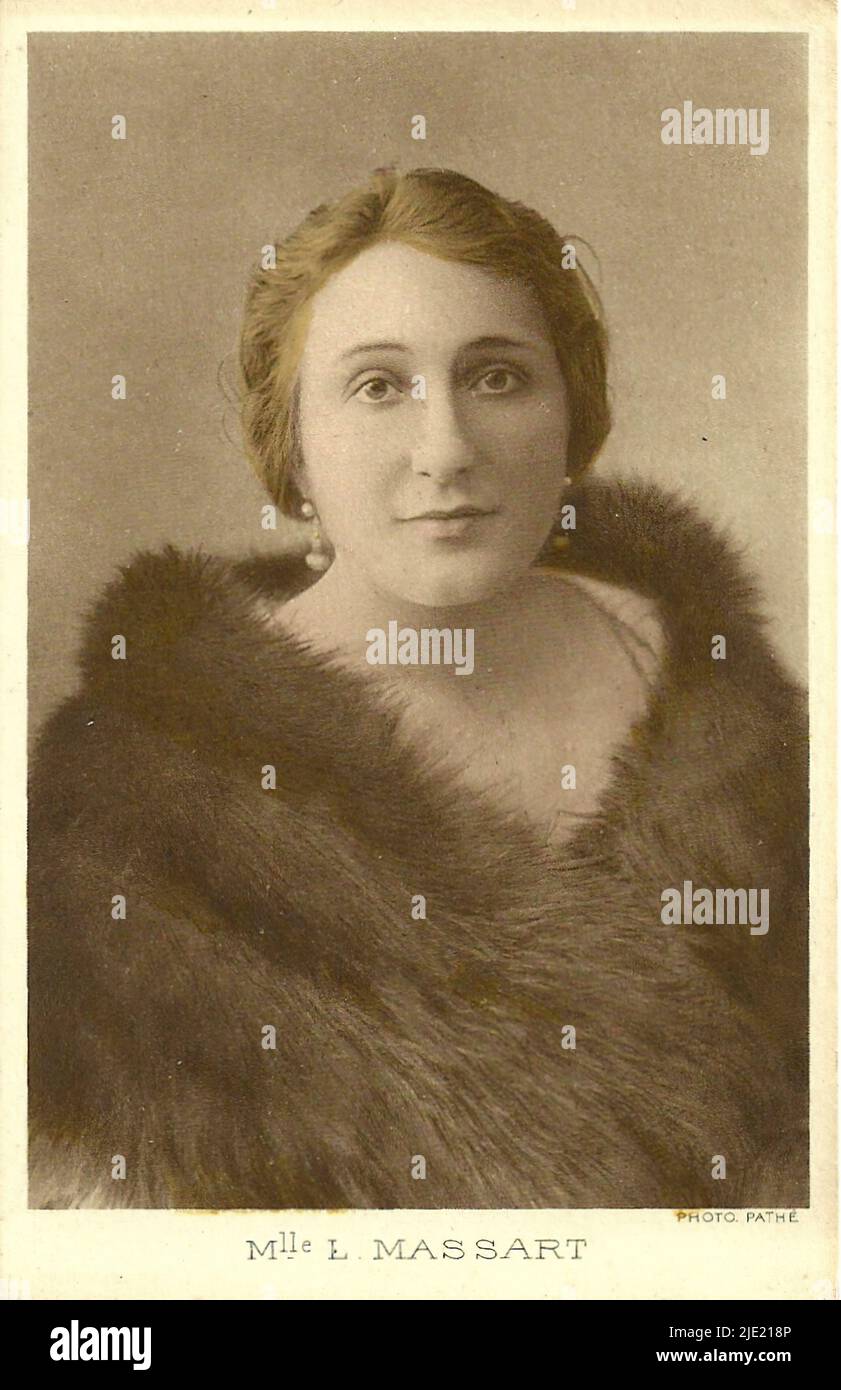 Massart art hi-res stock photography and images - Alamy