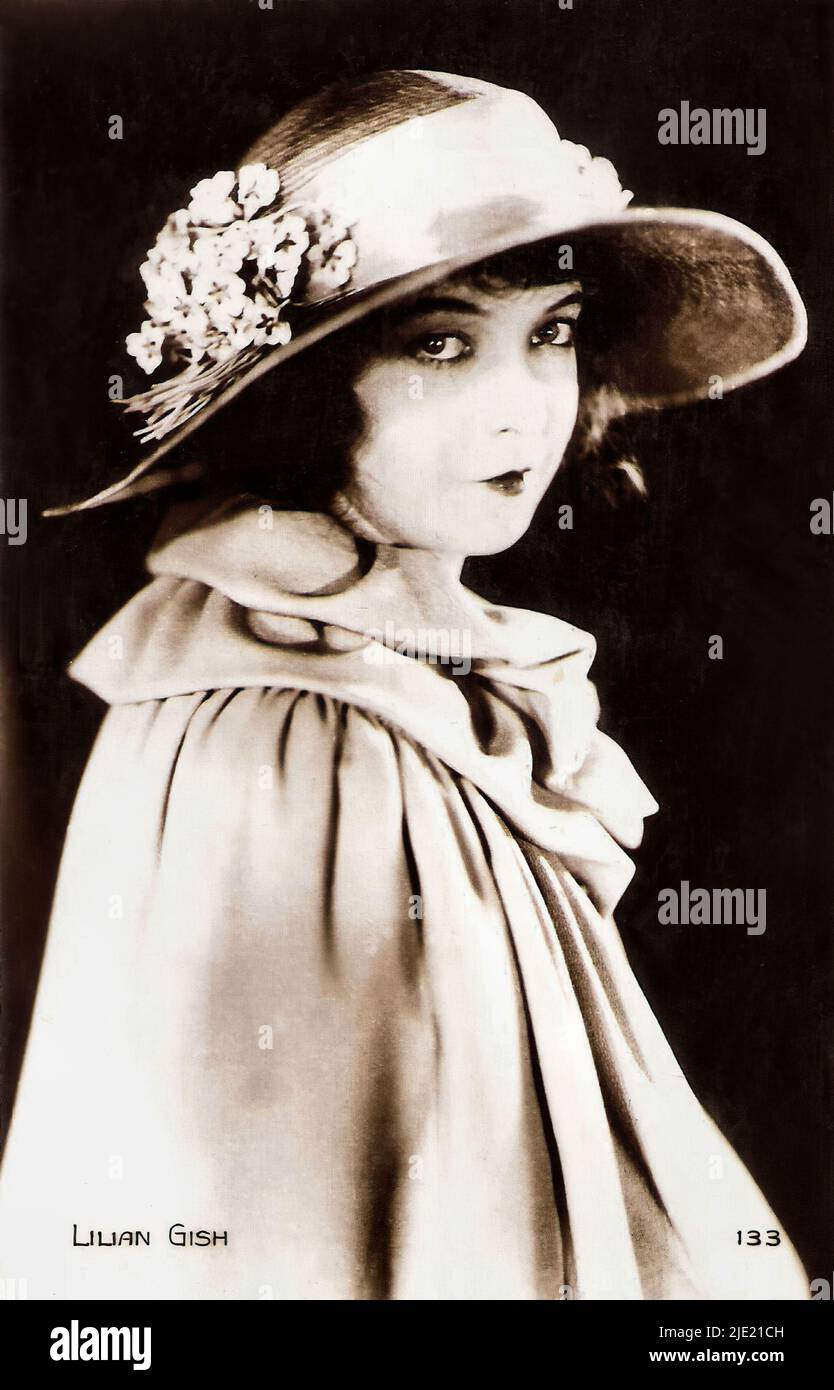 Portrait of Lillian Gish - Hollywood silent movie actress Stock Photo ...