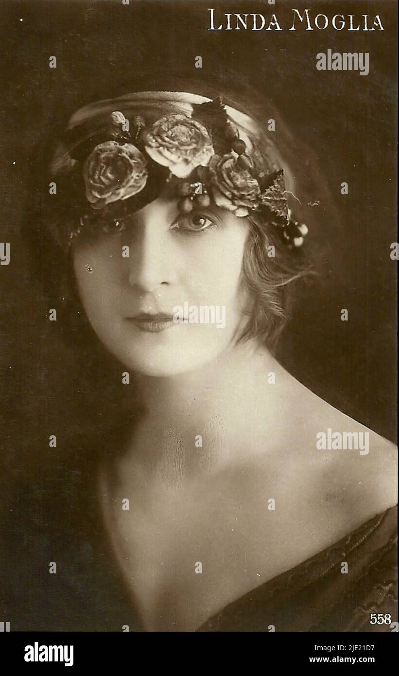 Portrait of Linda Moglia 001 - Italian silent movie era Stock Photo - Alamy