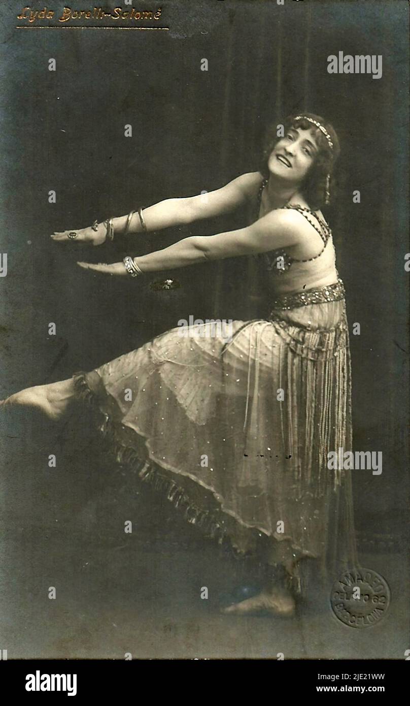 Portrait of Lyda Borelli 016 - Italian silent cinema era actress Stock ...