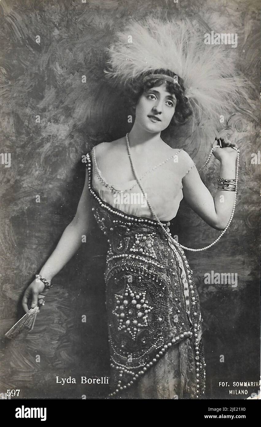 Portrait of Lyda Borelli 020 - Italian silent movie era Stock Photo - Alamy