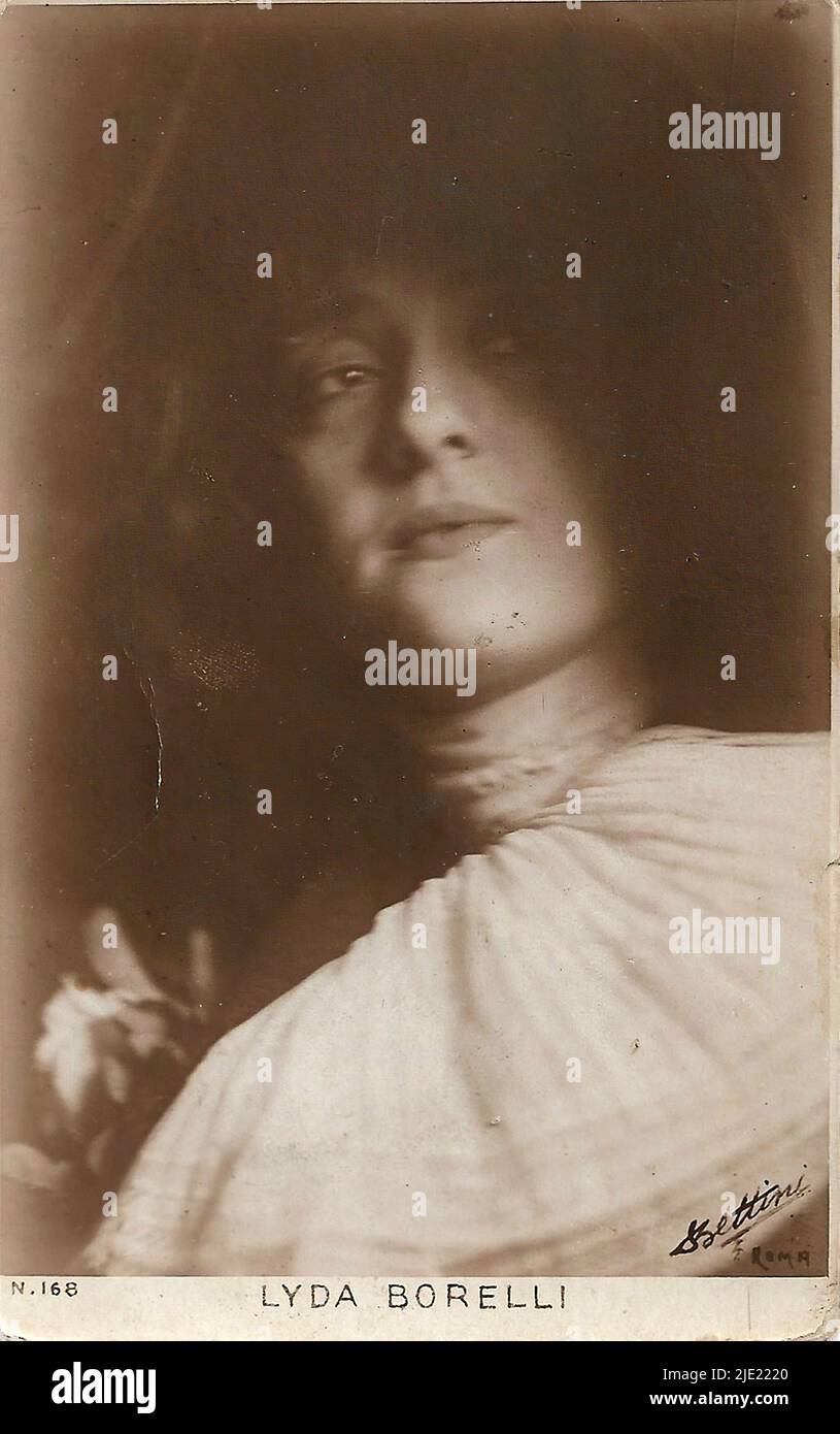 Portrait of Lyda Borelli 024 - Italian silent cinema era actress Stock ...