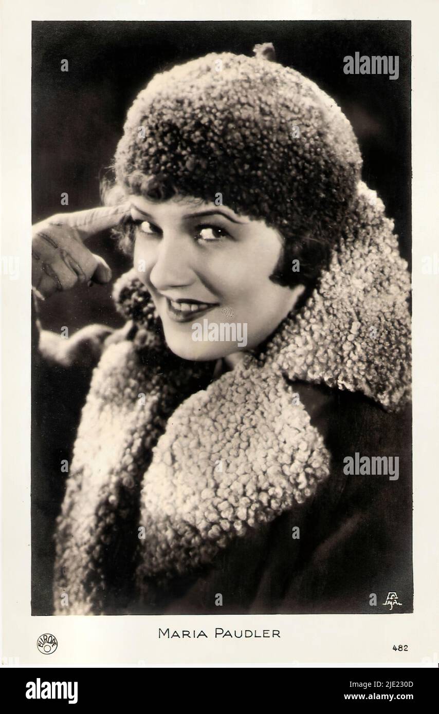 Maria paudler hi-res stock photography and images - Alamy